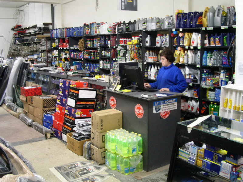 Piese auto si accesorii auto > magazin TENET SRL (Bd. Traian), Baia Mare