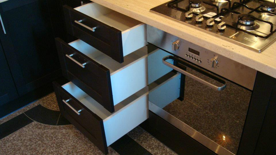 MOBILA la COMANDA > executie si proiectare mobilier > MOBILIA DV srl ...